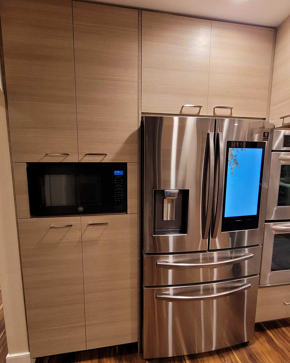 About - Cabinet Modern